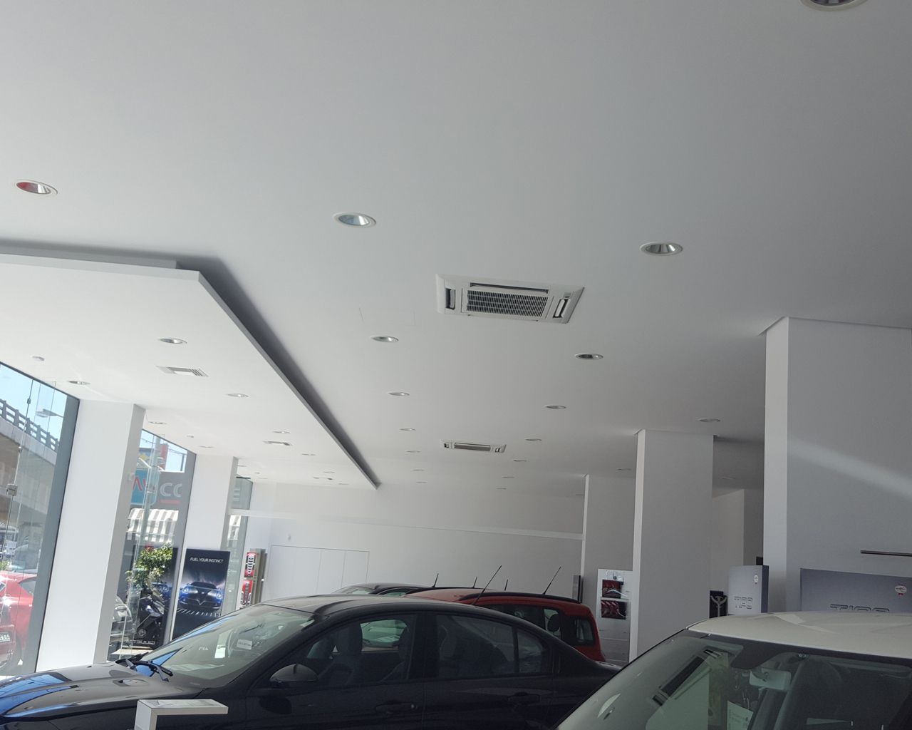 Κατασκευή Έκθεσης Αυτοκινήτου Fiat στον Κηφισό - Ropodis Construction
