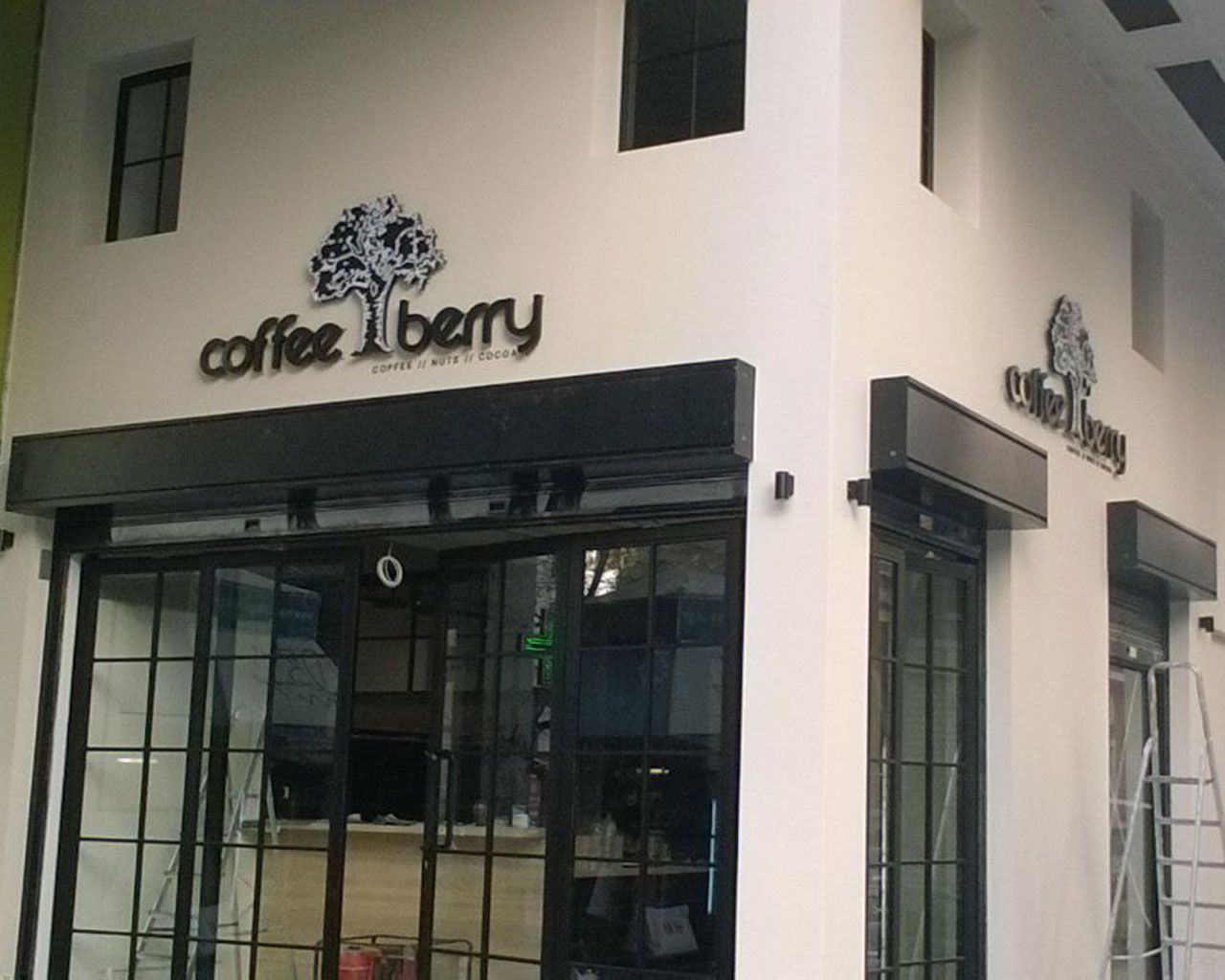 Κατασκευή Cafe "Coffee Berry" στην Πατησίων - Ropodis Construction